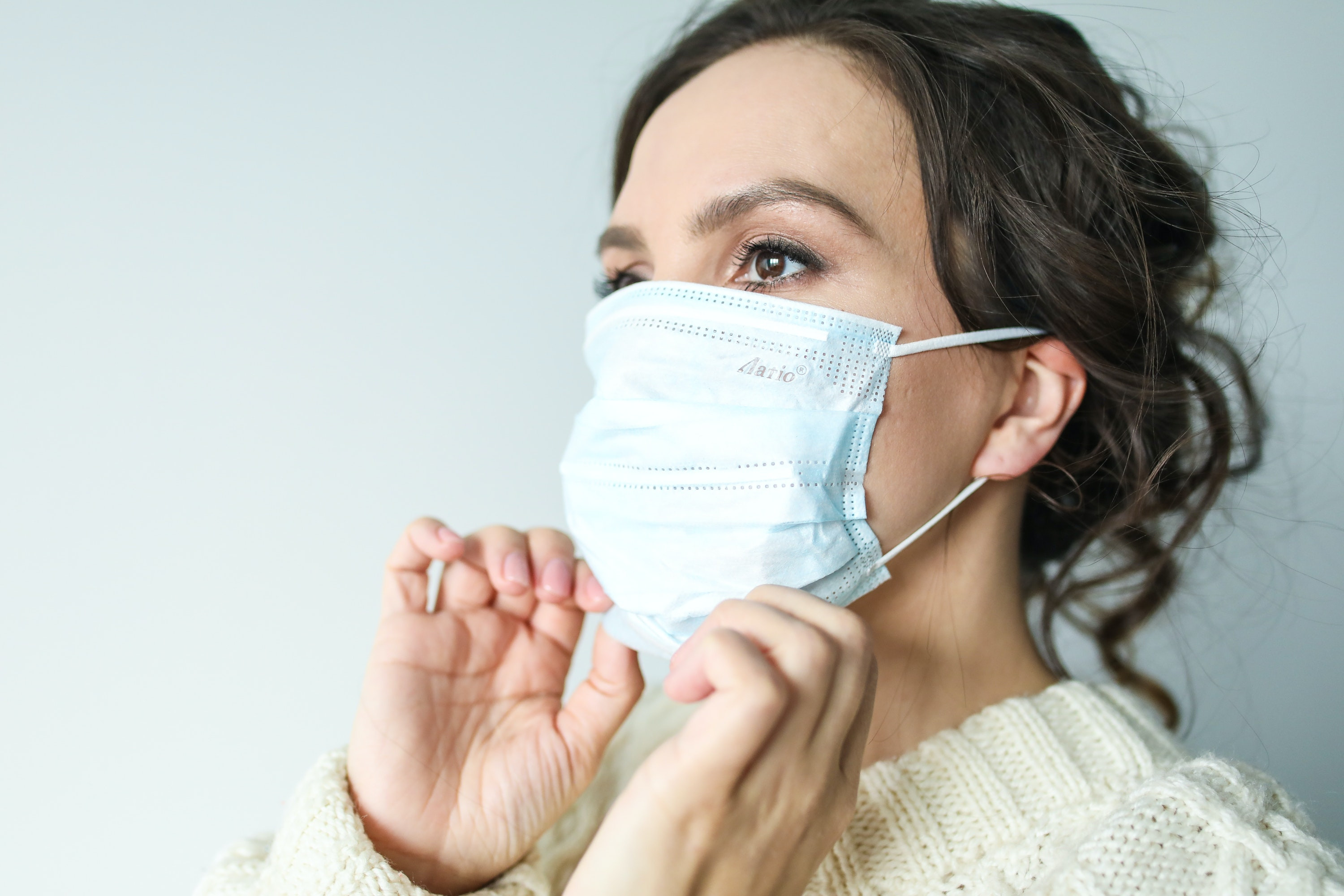¿Cómo poner, usar y quitarse una mascarilla? ¿Cómo poner, usar y quitarse una mascarilla?